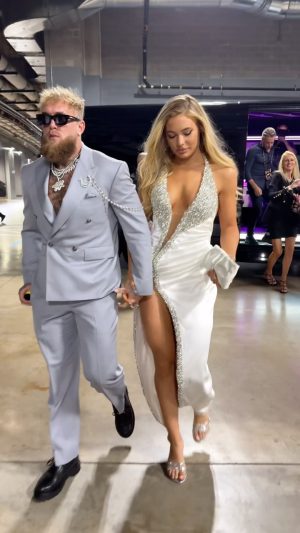 Jake Paul Height: How Tall Is the Boxer and Influencer • AWSMONE