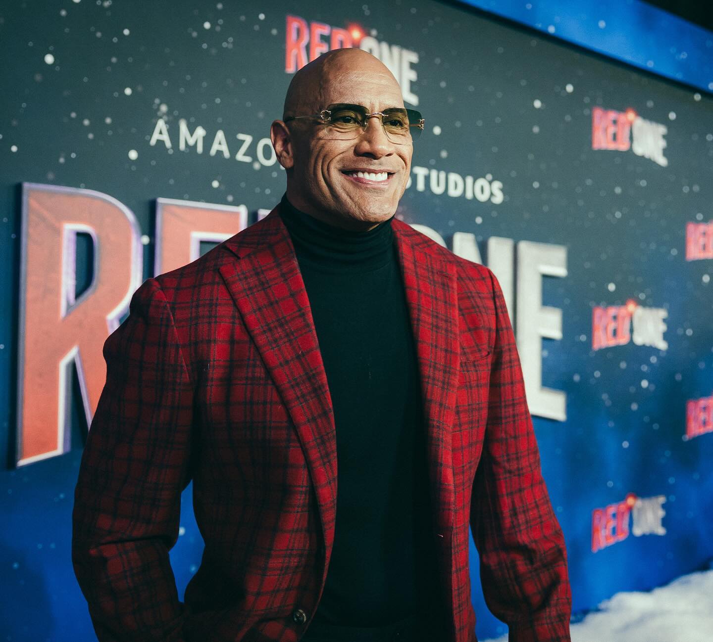 Dwayne Johnson Height: How Tall Is The Rock • AWSMONE