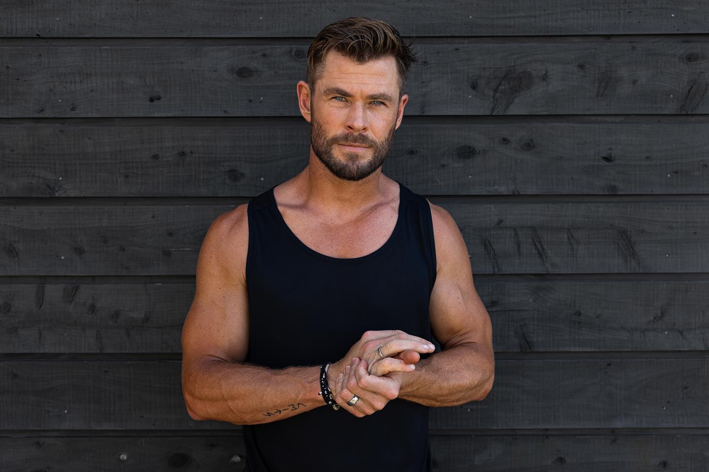 Chris Hemsworth Height: How Tall Is the Aussie Star • AWSMONE